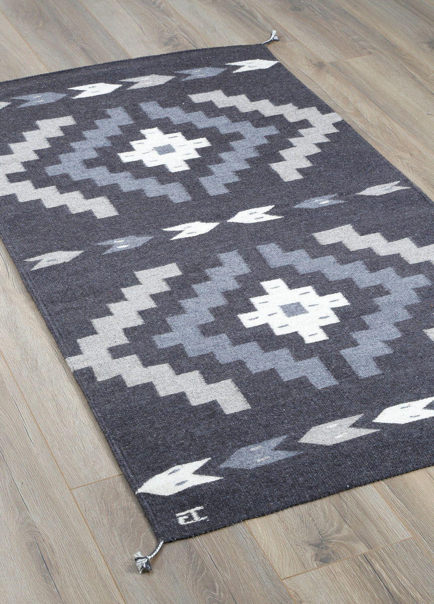 Double Cross Natural – Escalante Rugs